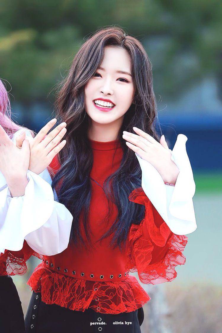 Olivia Hye | Scrolller
