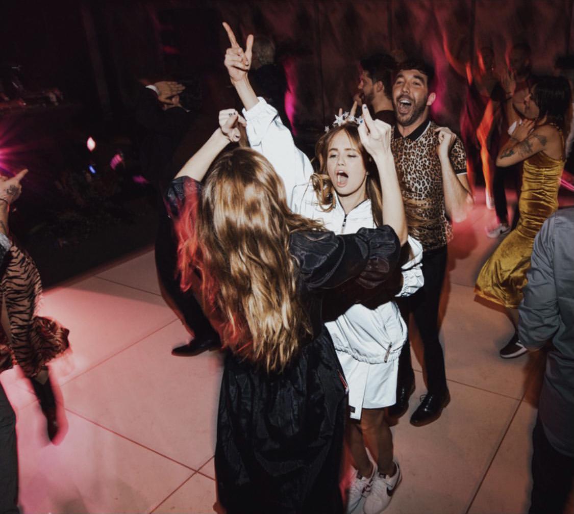 On the dance floor | Scrolller