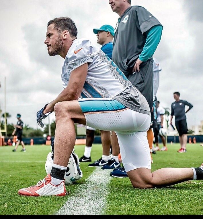 On The Line | Scrolller