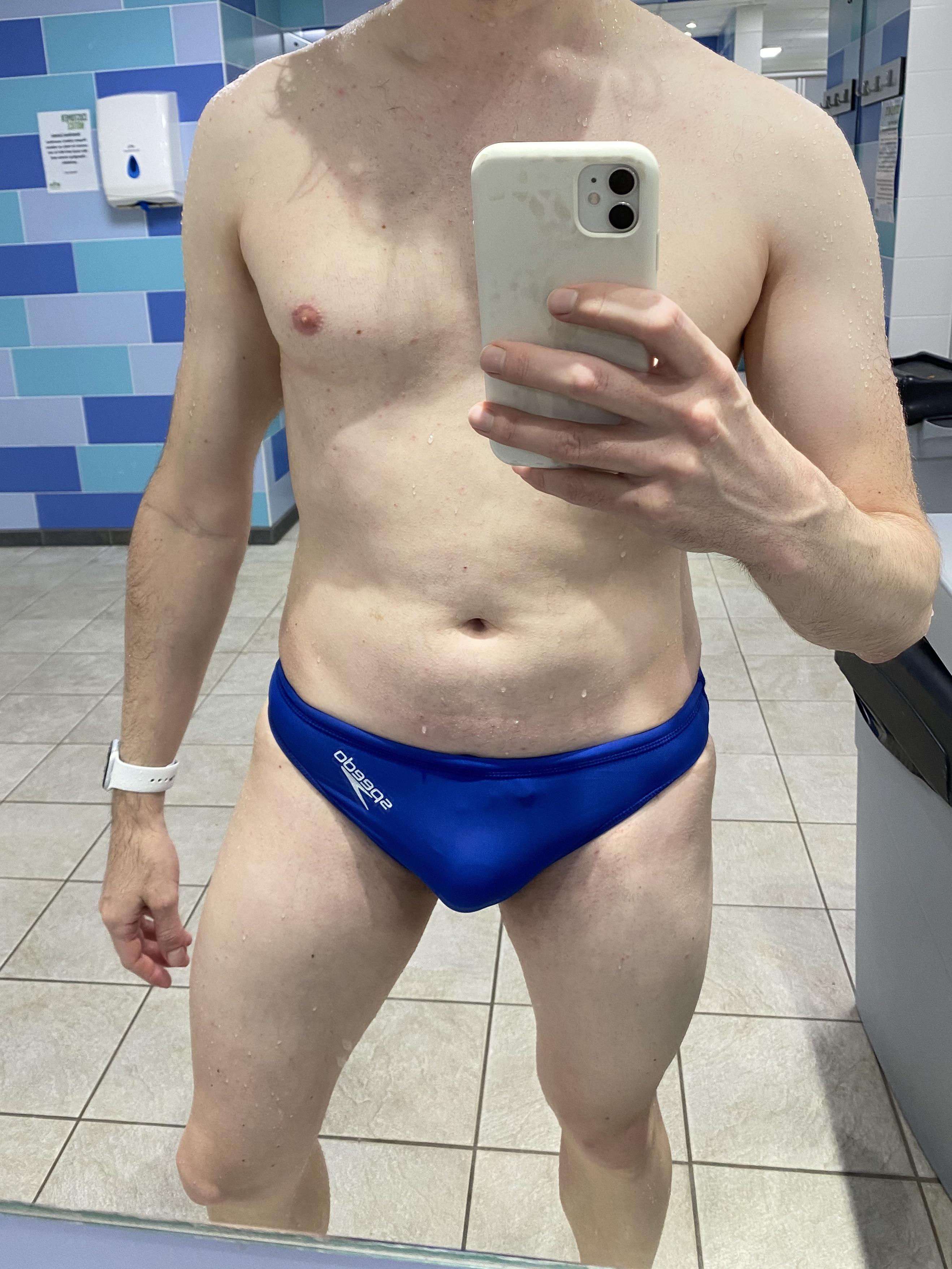 One size too small but I think it’s okay? | Scrolller