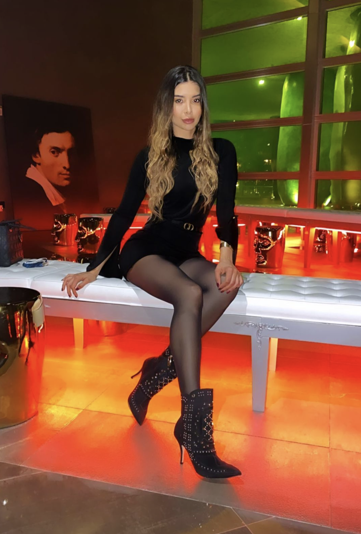 Orange Neon | Scrolller