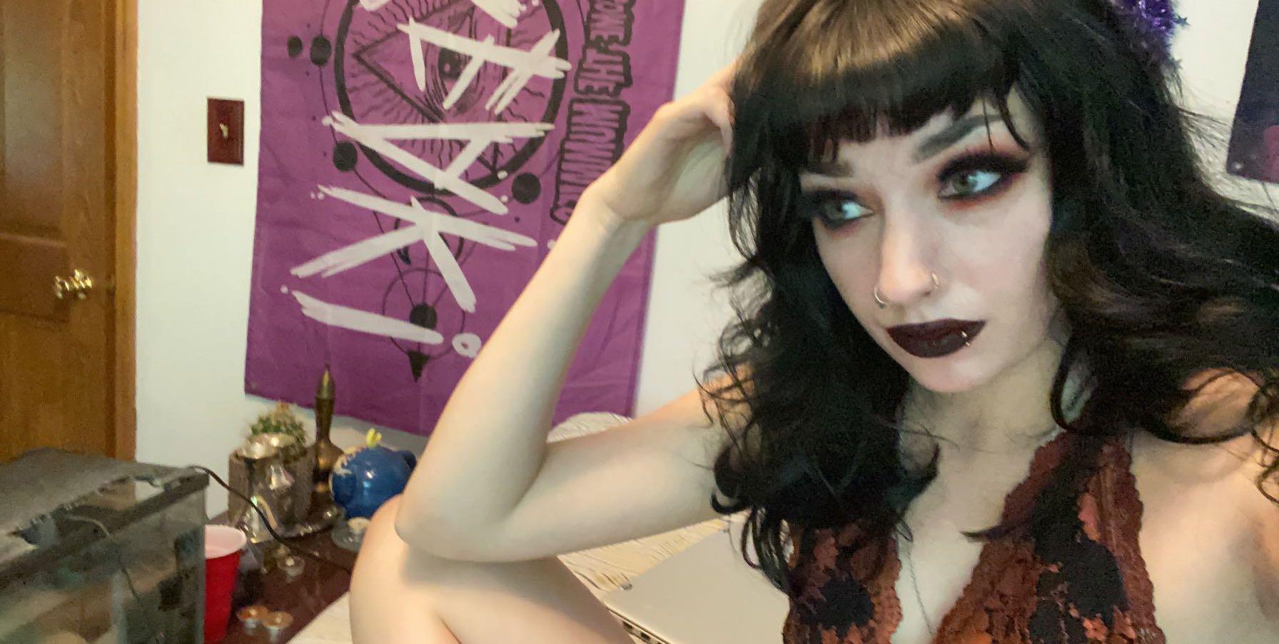 Ouch, my head 🤢 | Scrolller