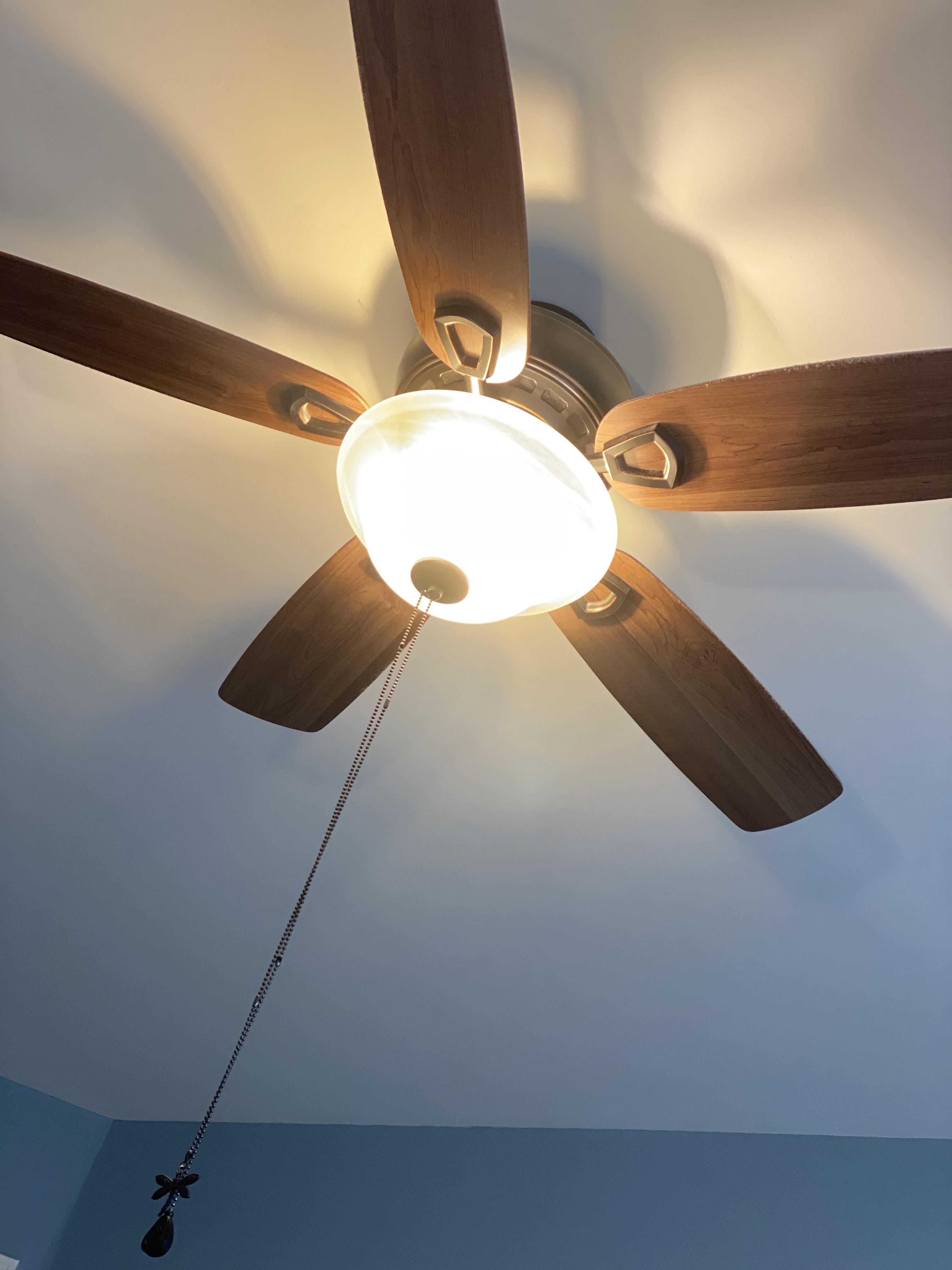 our guest room ceiling | Scrolller