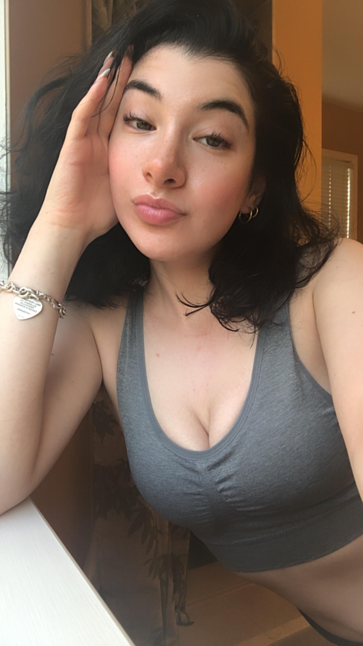 (over 18) Tell me the best way to hit on a guy 26F | Scrolller