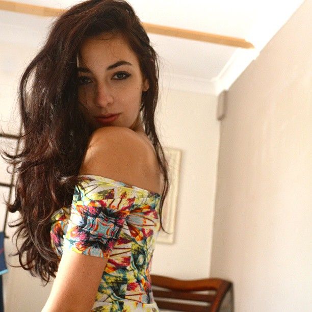 Over the shoulder | Scrolller