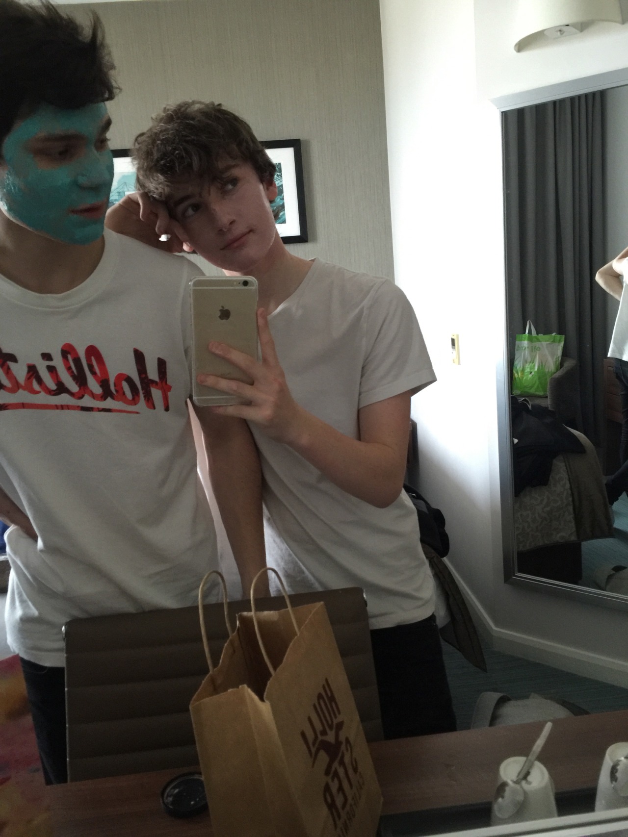 Pamperin' Team | Scrolller