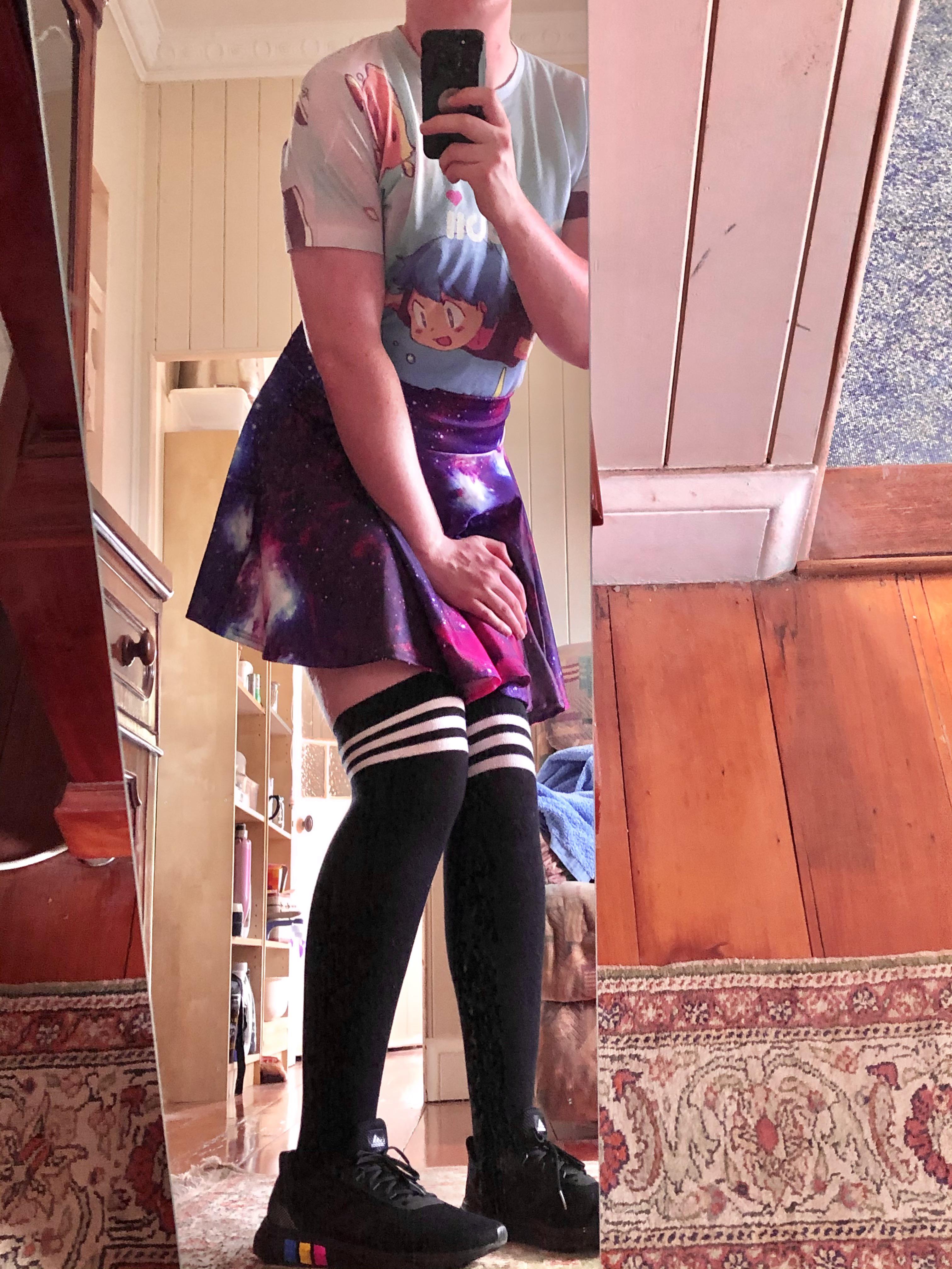 👏 PAN 👏 SHOES 👏 | Scrolller