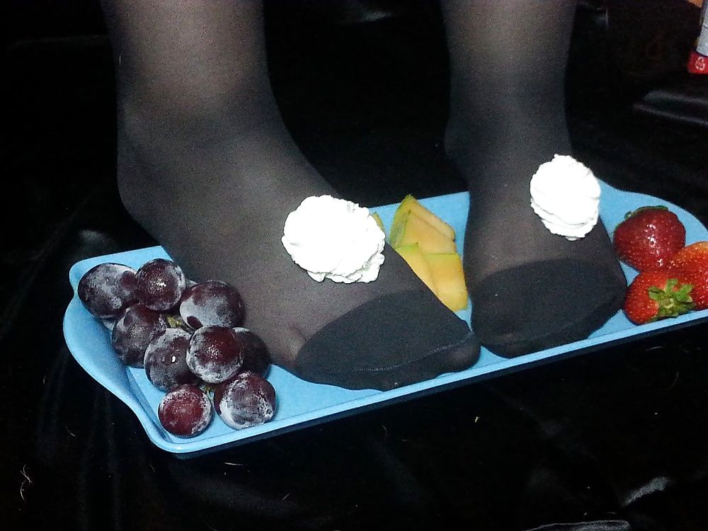 Pantyhose Foot Desert, dig in! | Scrolller