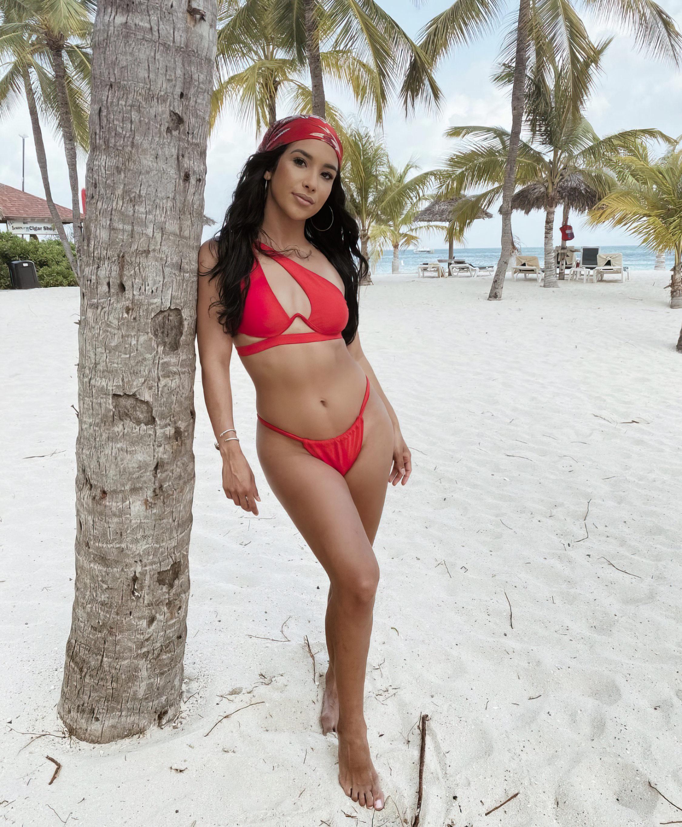 Paradise | Scrolller