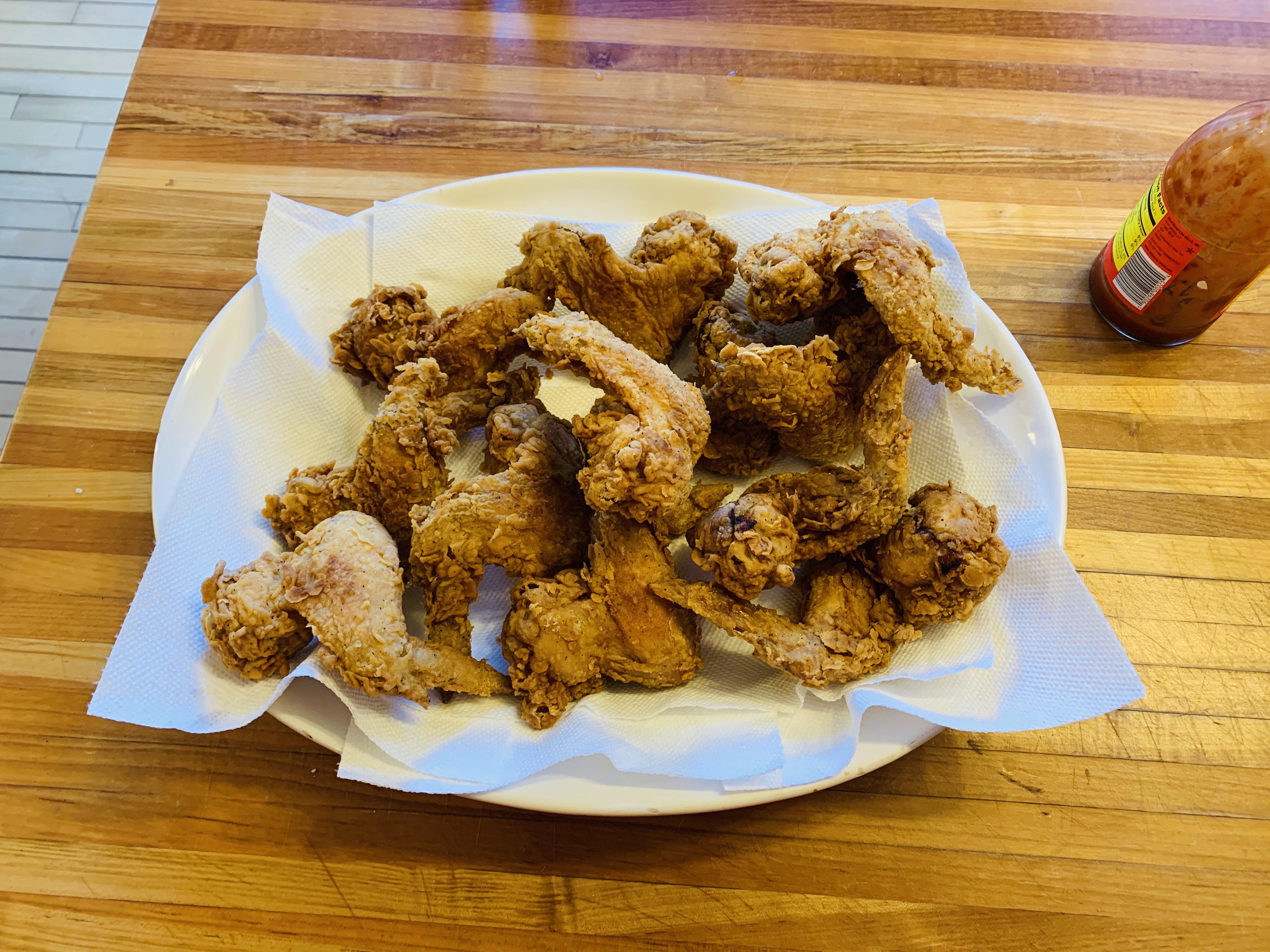 Paula Deans southern fried chicken (wings) | Scrolller