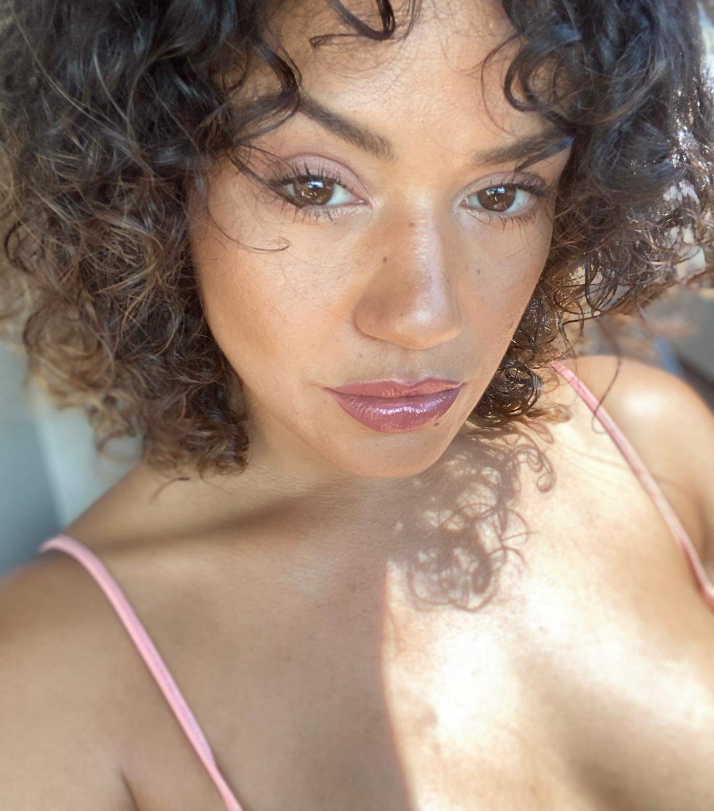 Pearl Gonzalez | Scrolller