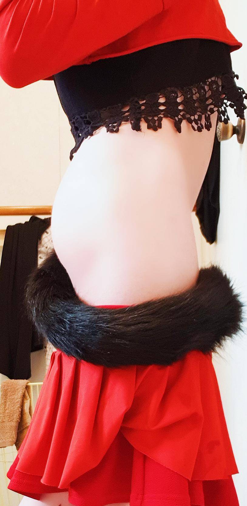 Peel off my clothes for me senpai. Uwu. Details in bio. ;3 | Scrolller