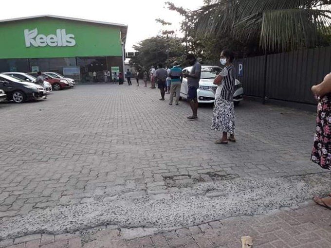 People are following the guidelines. | Scrolller