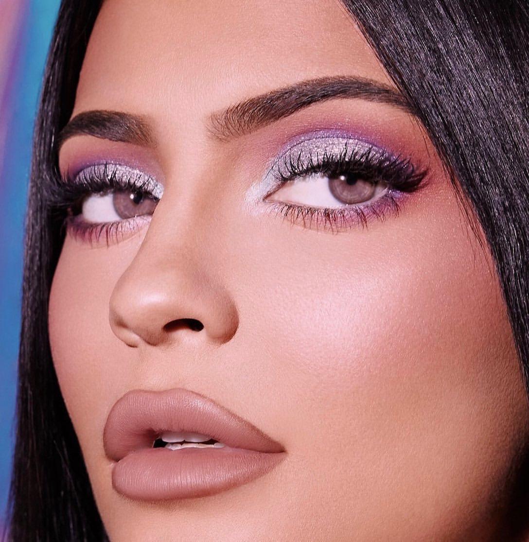 perfect face | Scrolller