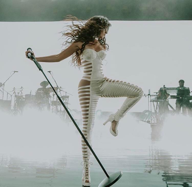 Performing | Scrolller