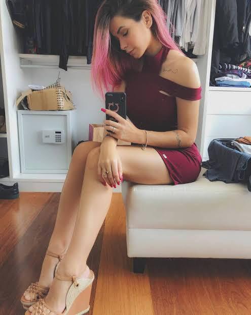 Pezinhos Bruna Gomes | Scrolller