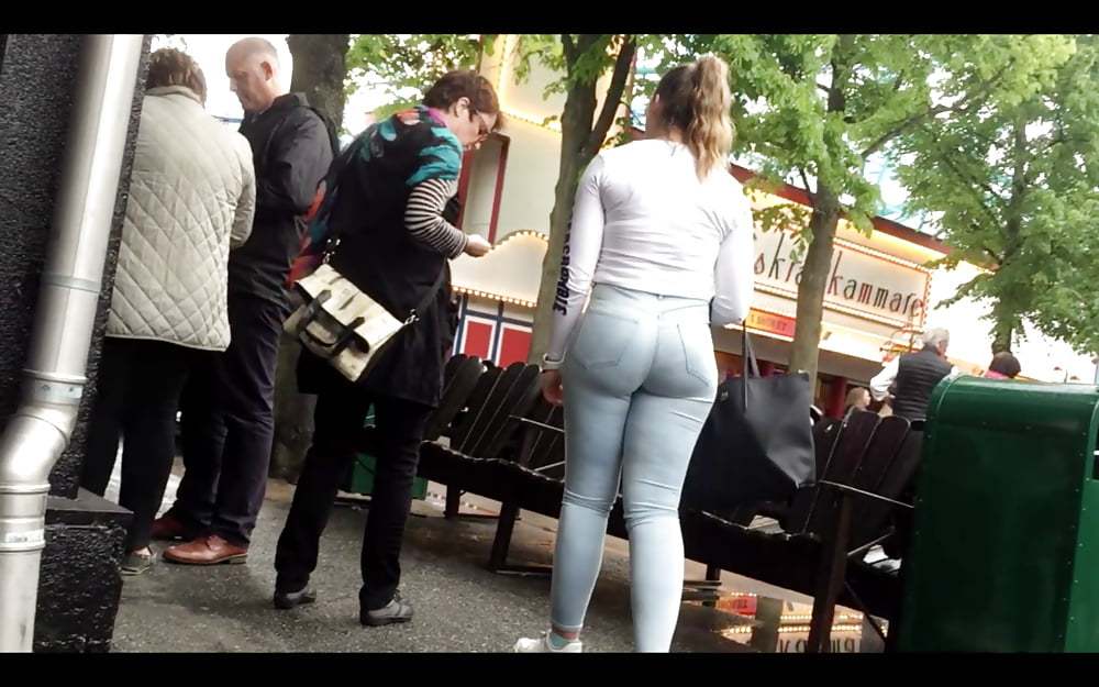 Phat azz in tight jeans | Scrolller