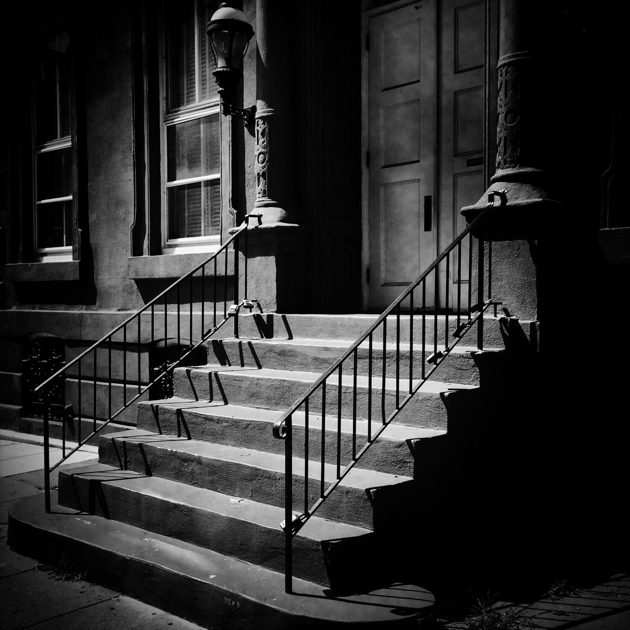 Philly stoop | Scrolller