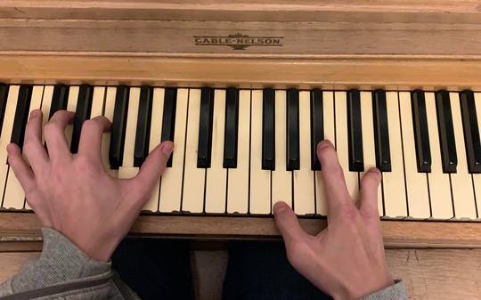 Piano Man. | Scrolller