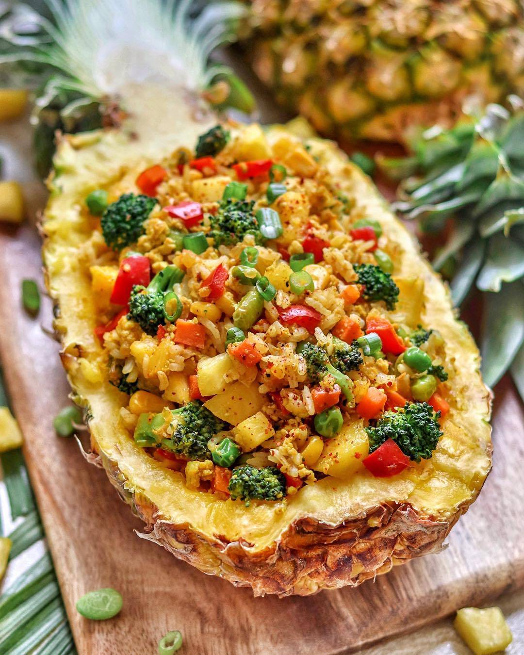 Pineapple Fried Rice 🍍 - Easy and Sooooooo YUMMY & delicious! | Scrolller