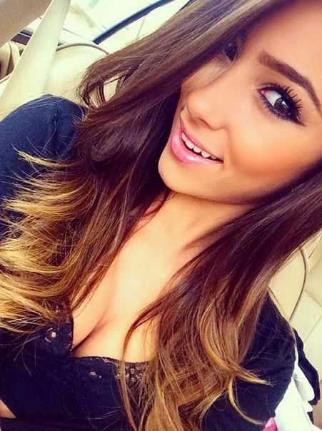 Pink Lips | Scrolller