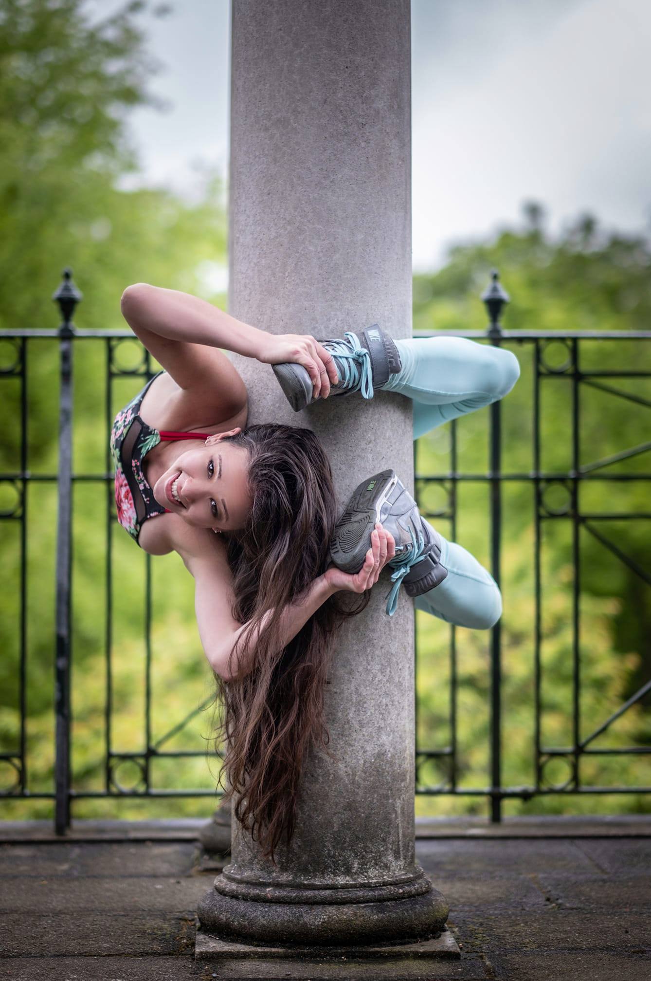 Pixie Le Knot (Game of Thrones contortionist) hanging out | Scrolller