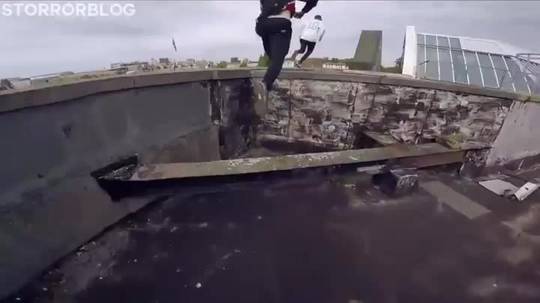 [PK] Rooftop escape | Scrolller