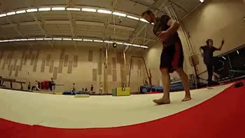 [PK] [X-post from r/gifs] Kip-up to handstand | Scrolller