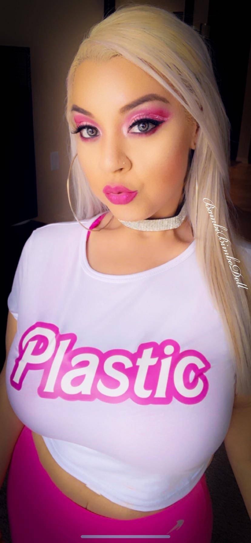 Plastic 💕 | Scrolller