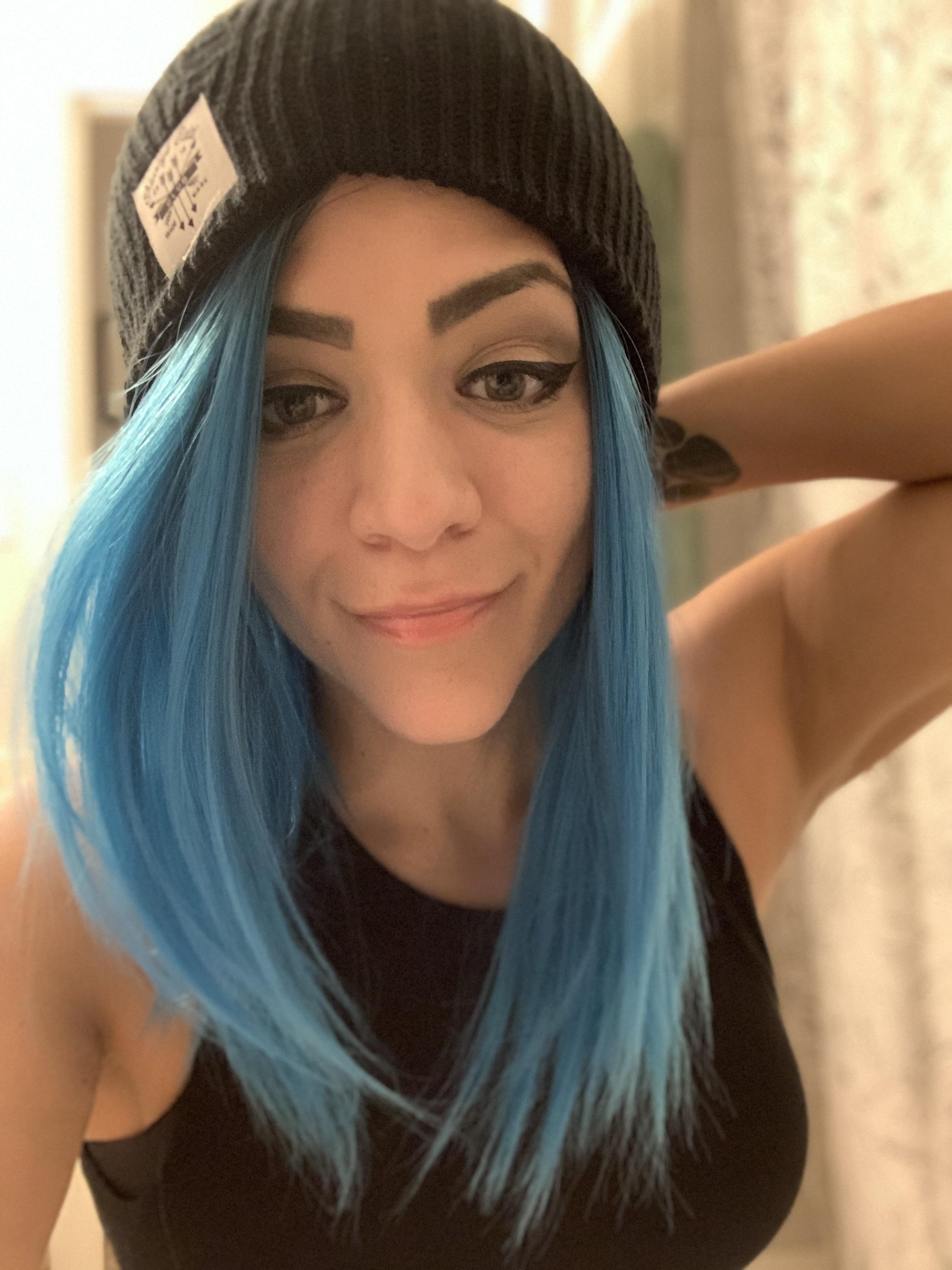 Playing with wigs just because! | Scrolller