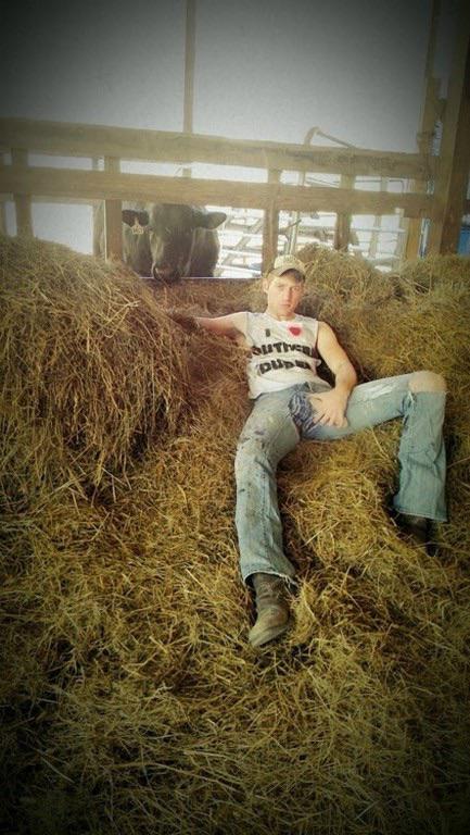 “Please”... stud visit my barn! | Scrolller