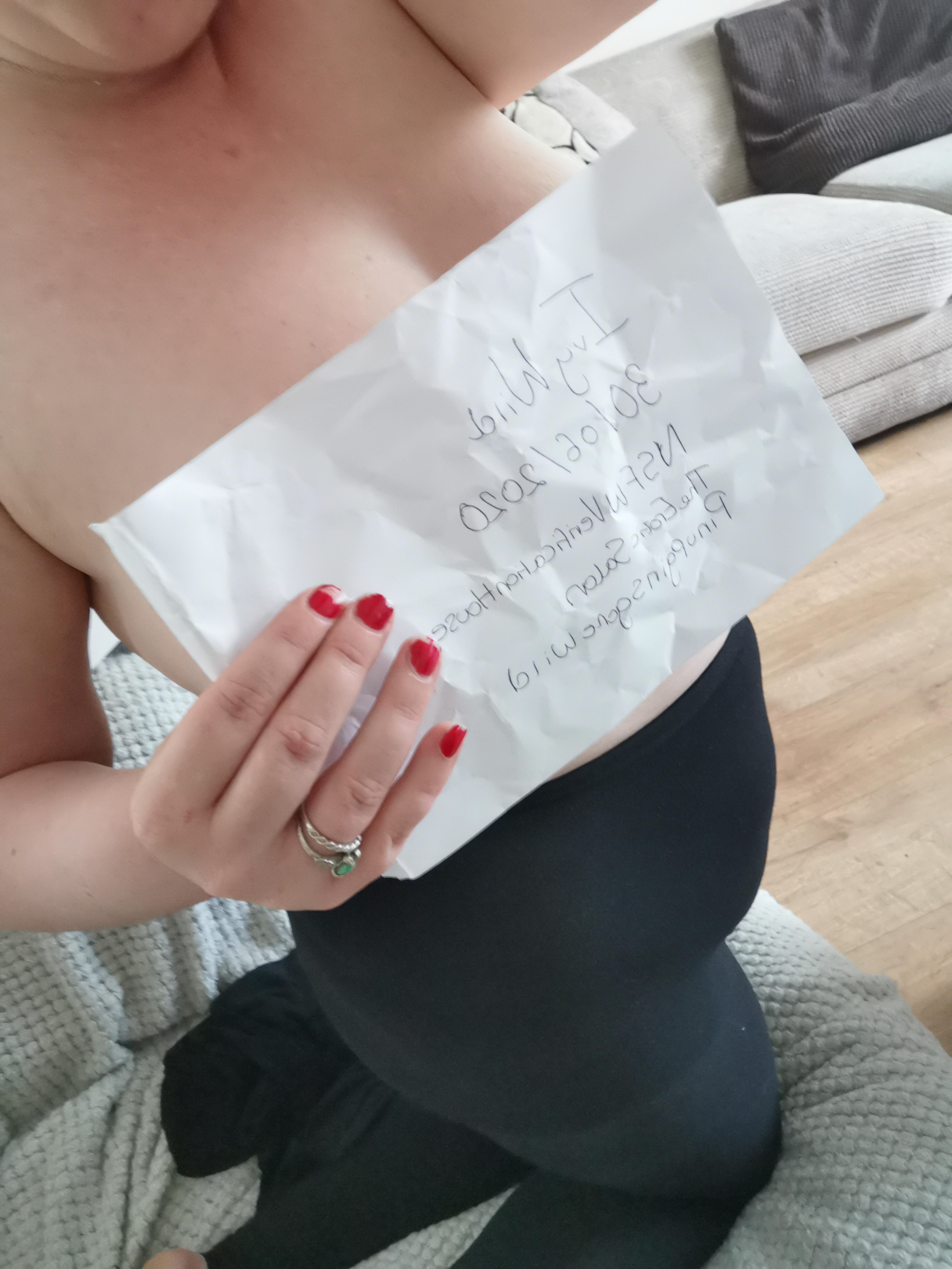 Please verify 27 | Scrolller