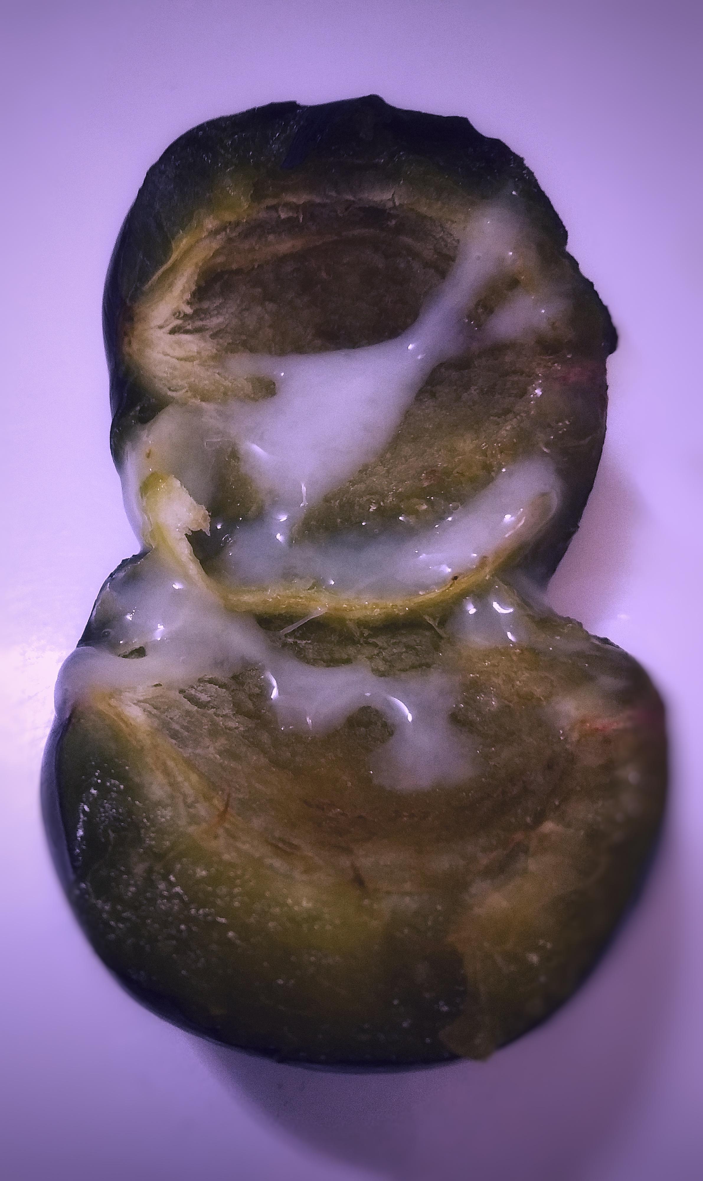 Plum with secret 🍑 | Scrolller