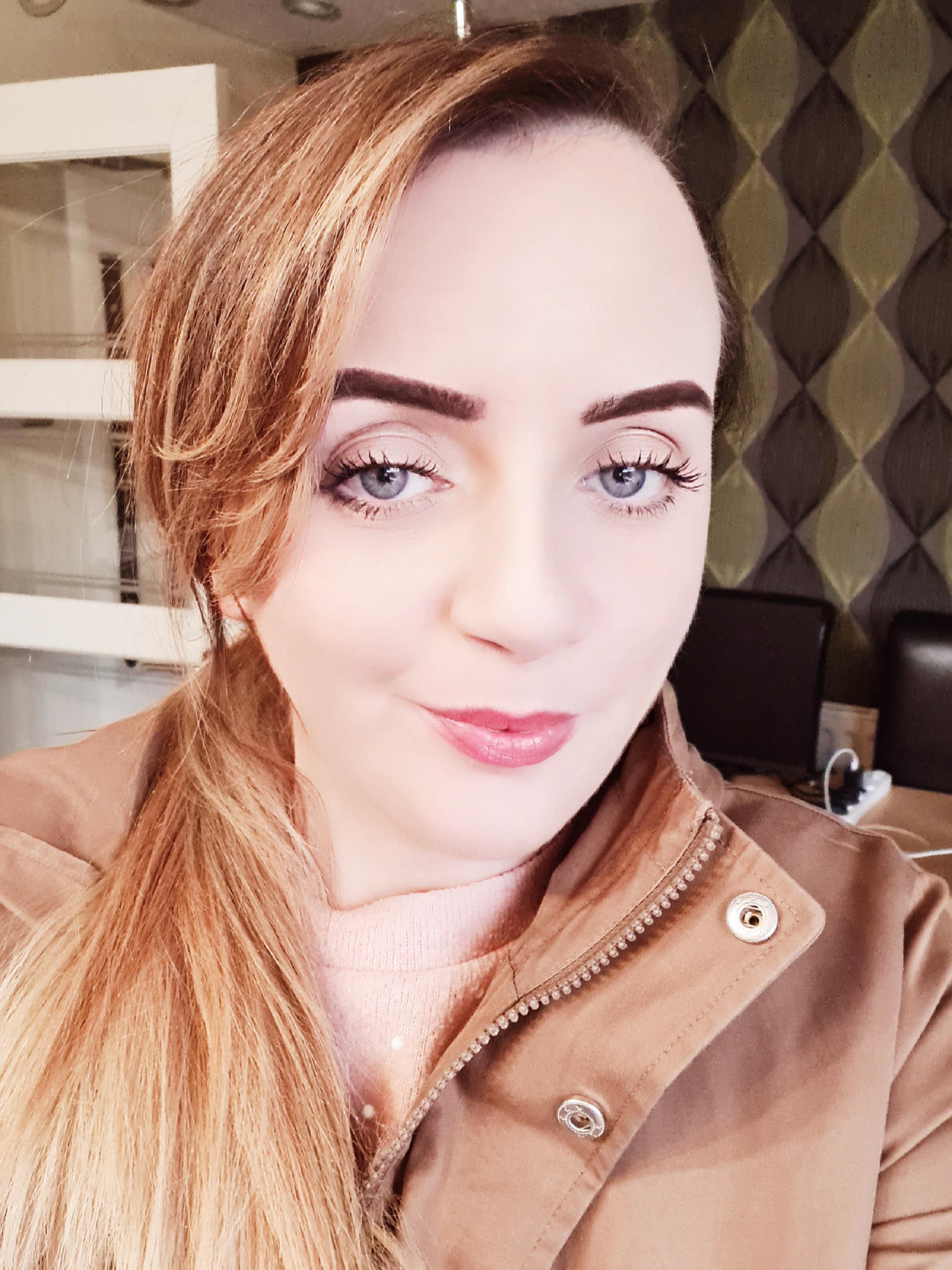 Ponytail 🙂 38f | Scrolller