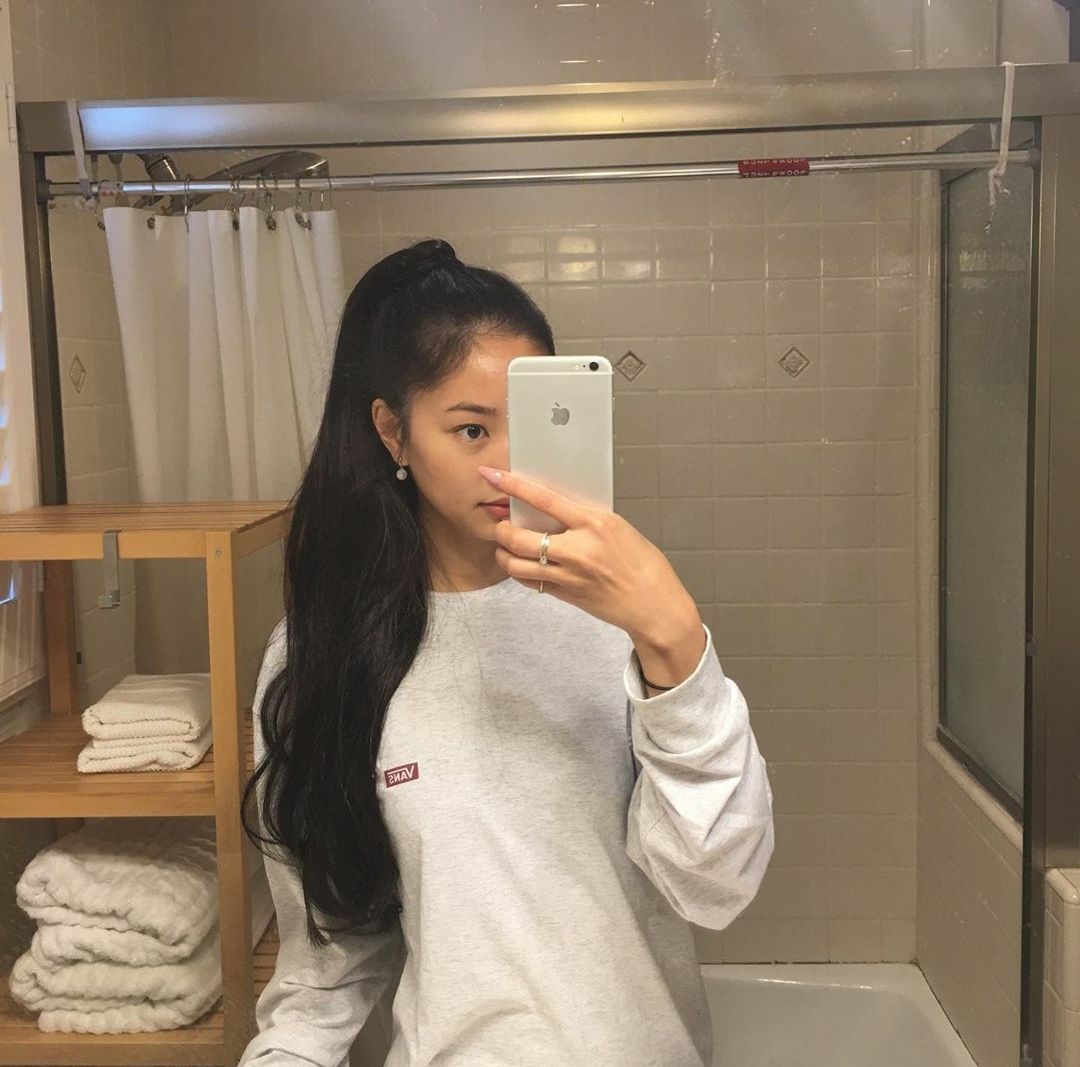 Ponytail | Scrolller