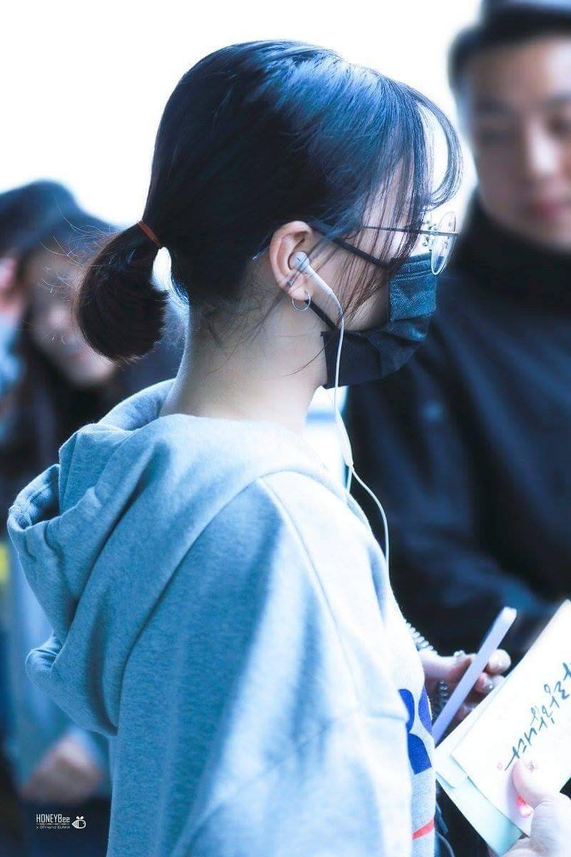 Ponytail Eunha | Scrolller