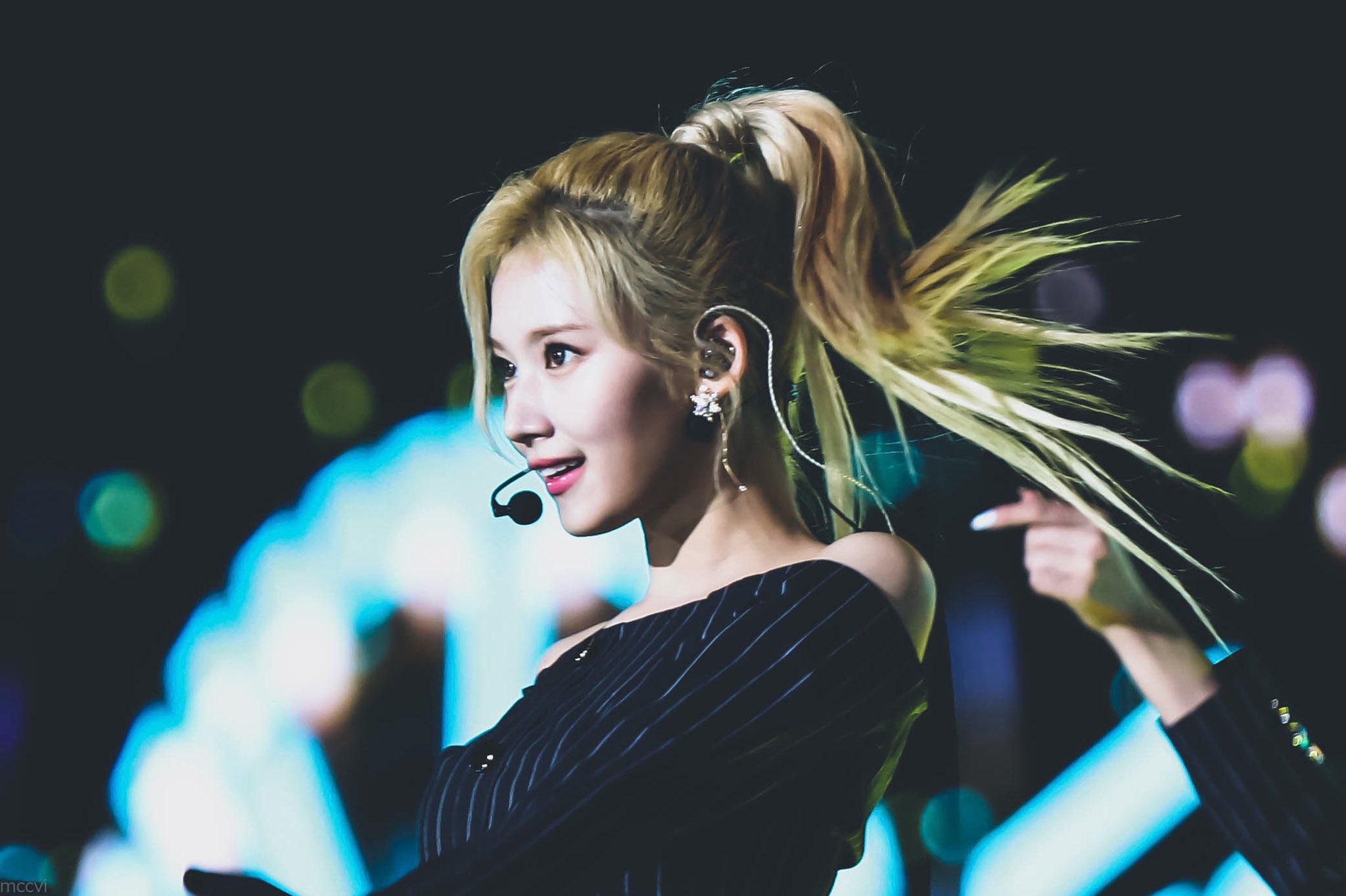 Ponytail Sana | Scrolller