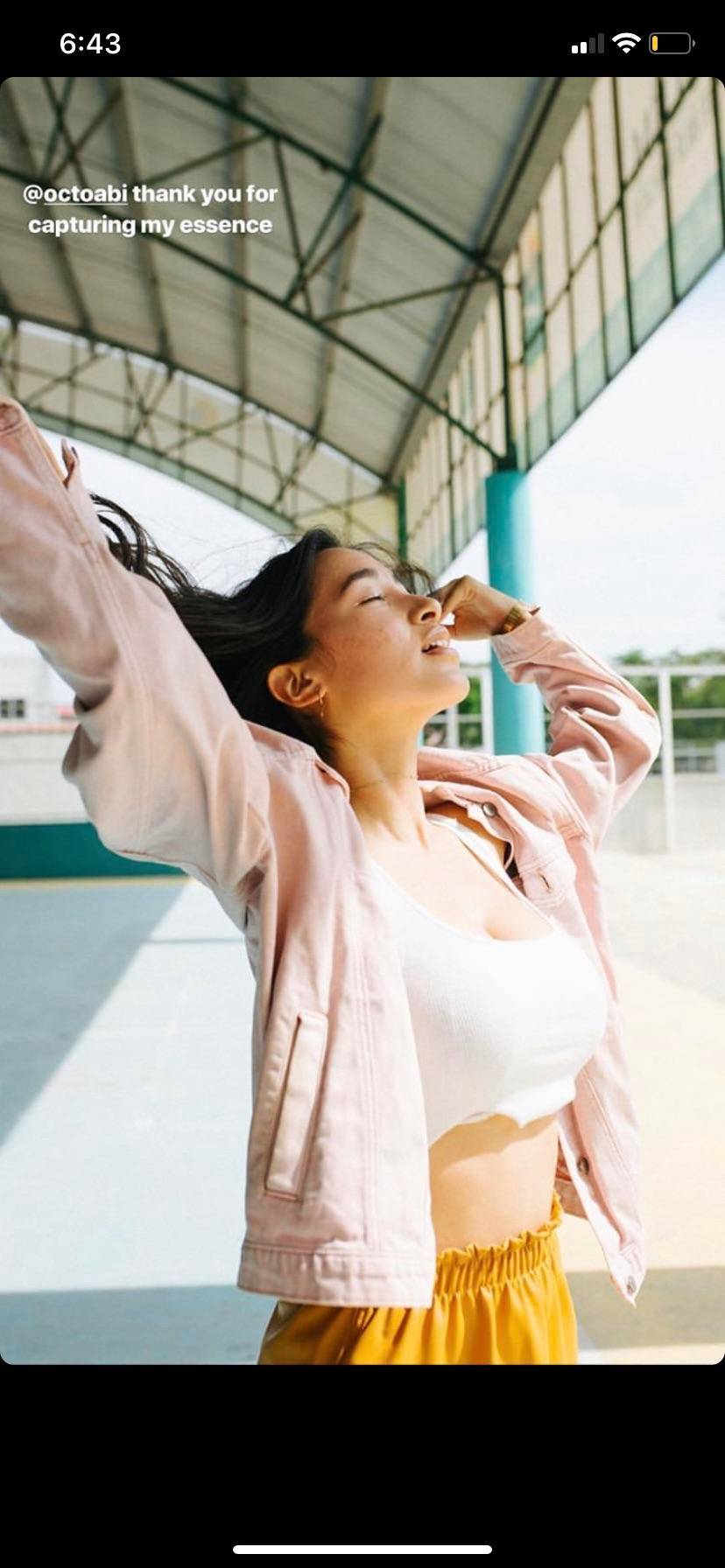 Poppin out | Scrolller