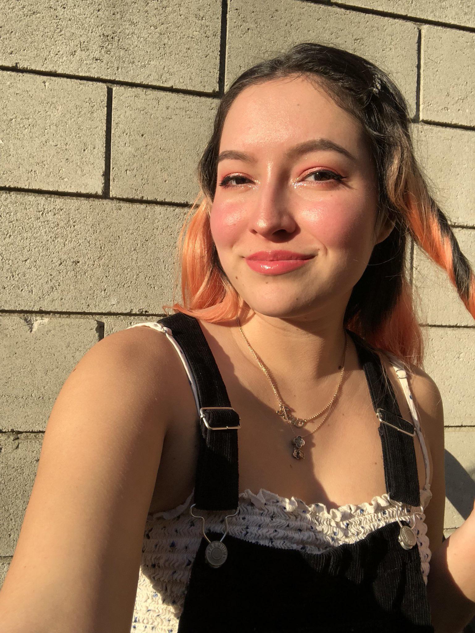 Posing the sequel | Scrolller