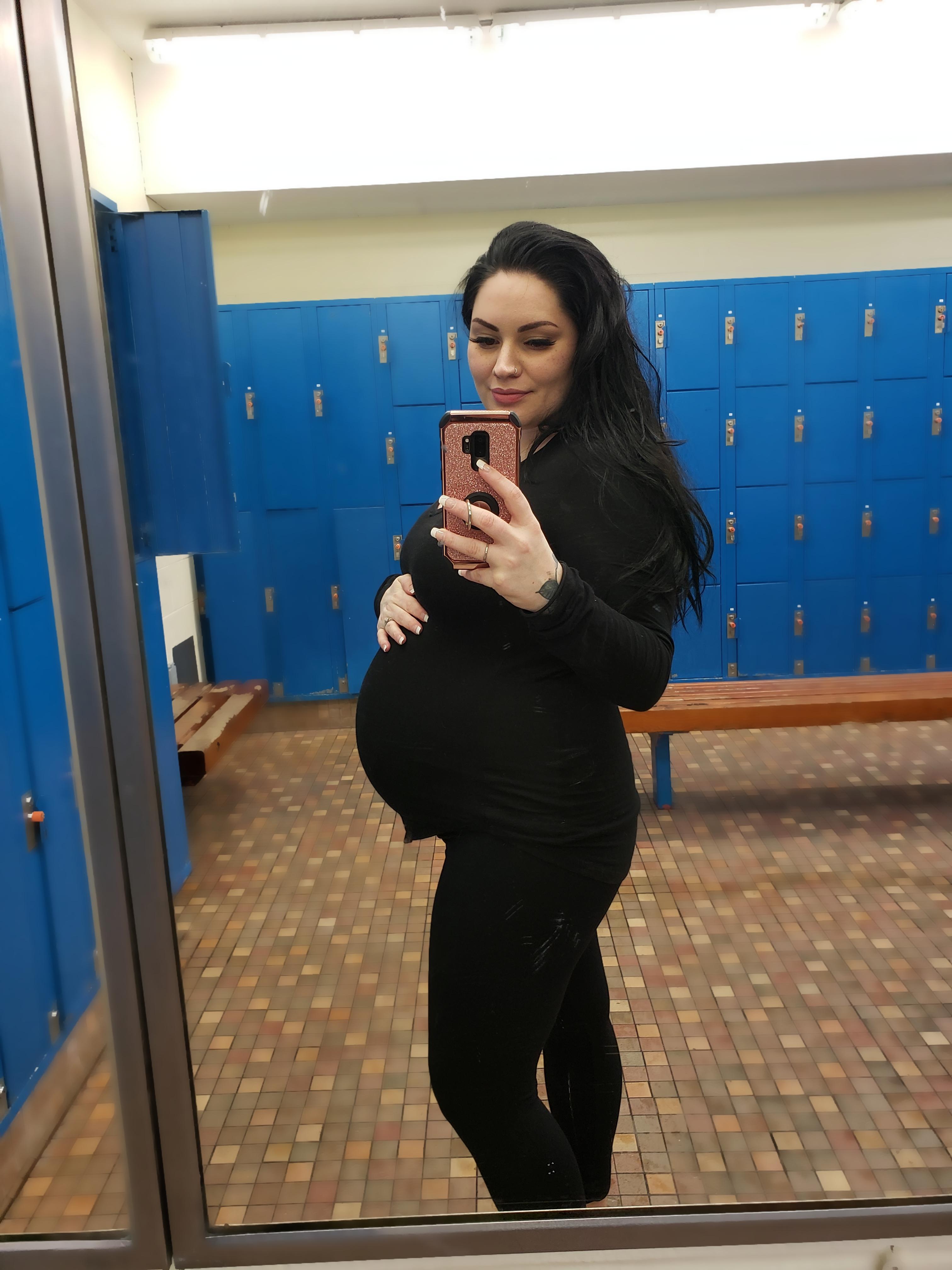 Post swim 🖤 | Scrolller