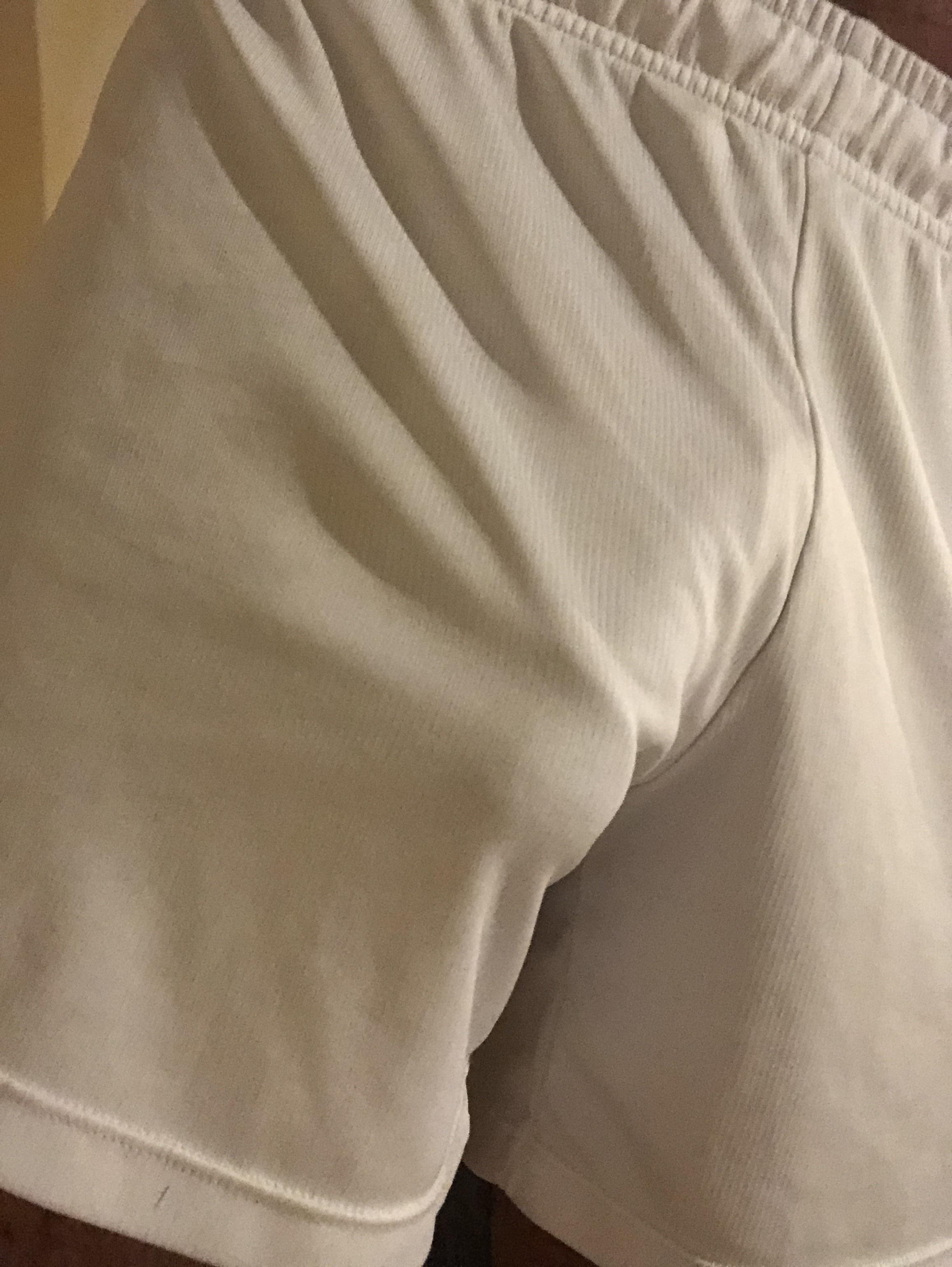 Post workout bulge!! | Scrolller
