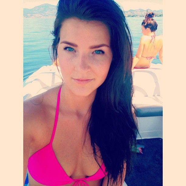 Pre-op bikini photo | Scrolller