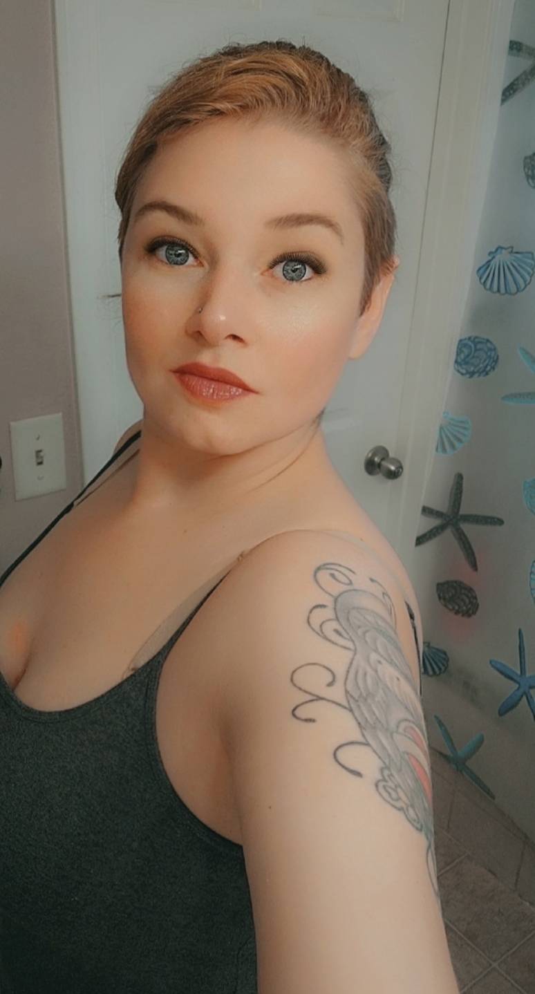 Pre-roadtrip selfie. | Scrolller