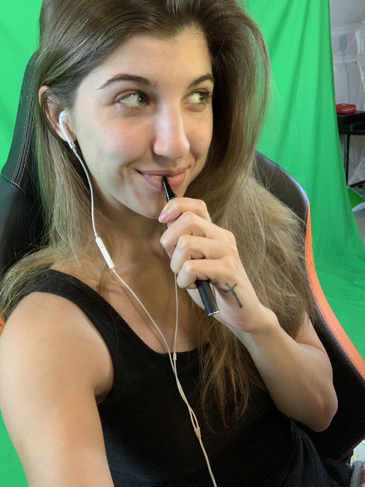 Pre stream selfie 😀 | Scrolller