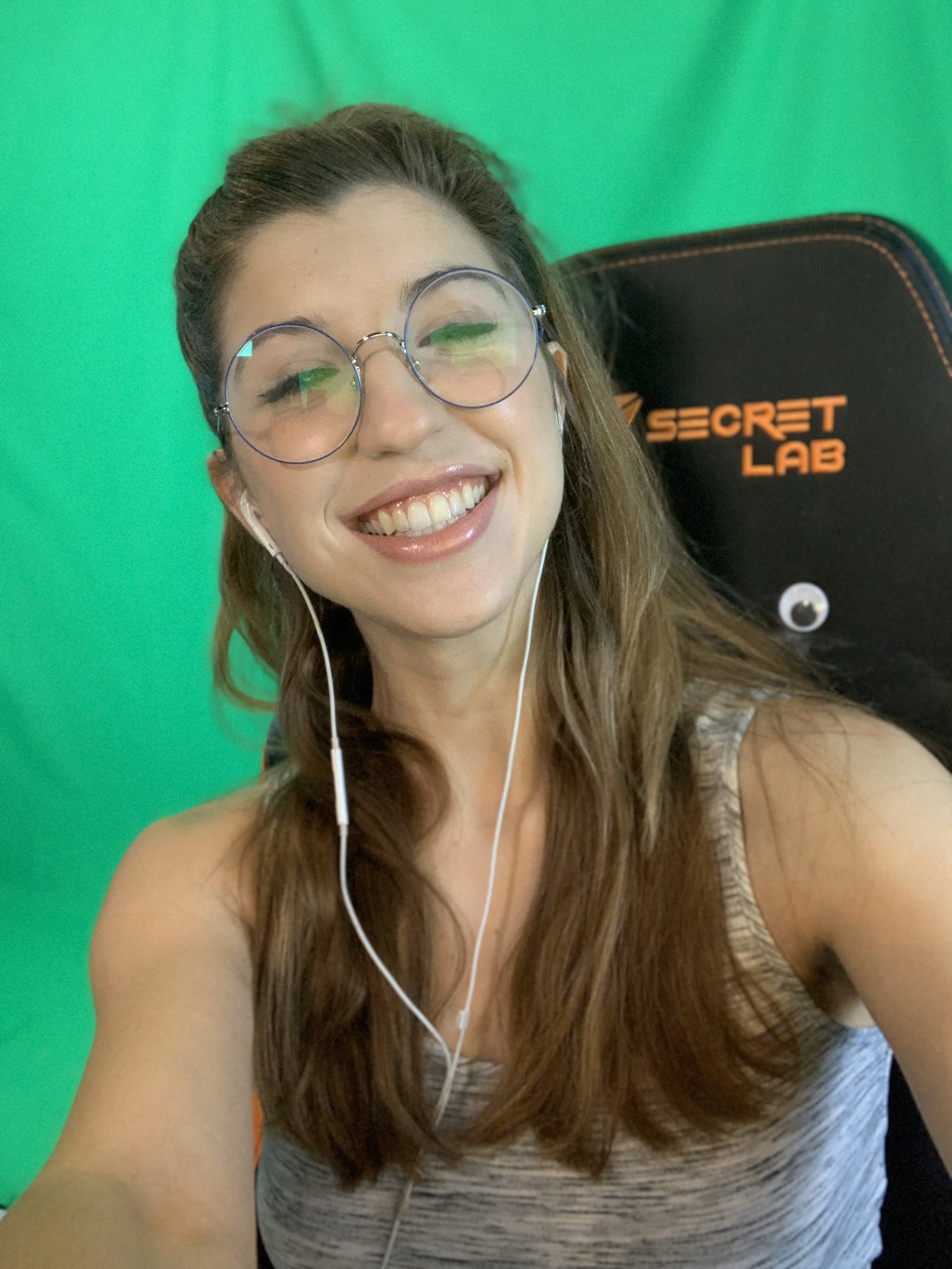 Pre stream selfie ☺️ | Scrolller