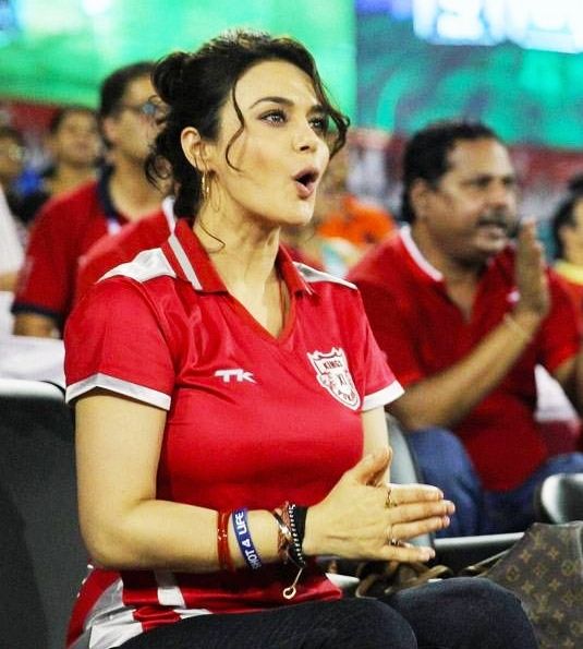 Indian Actress Preity Zinta, 45 | Scrolller