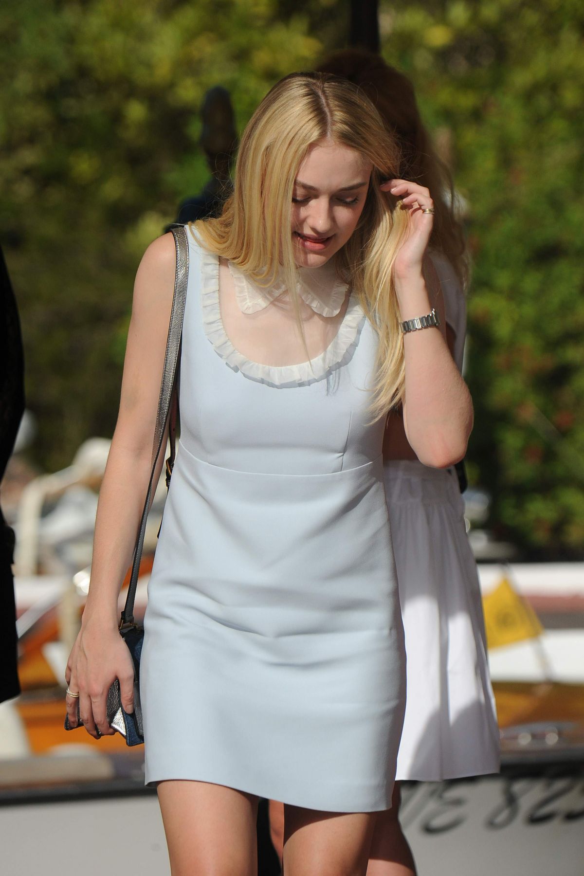 Pretty candid | Scrolller