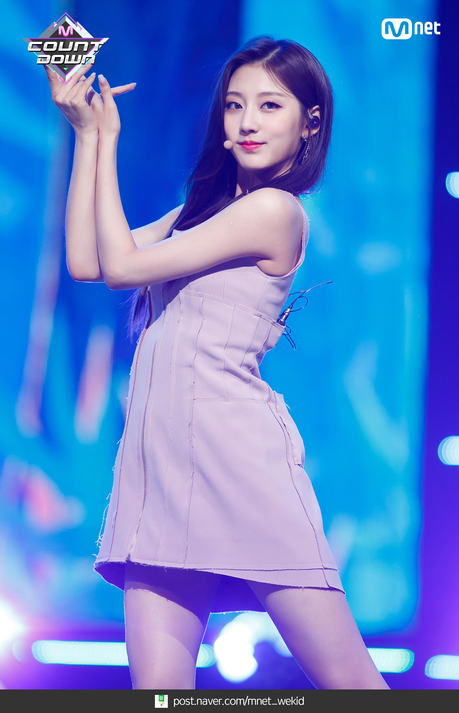 Pretty Yein | Scrolller