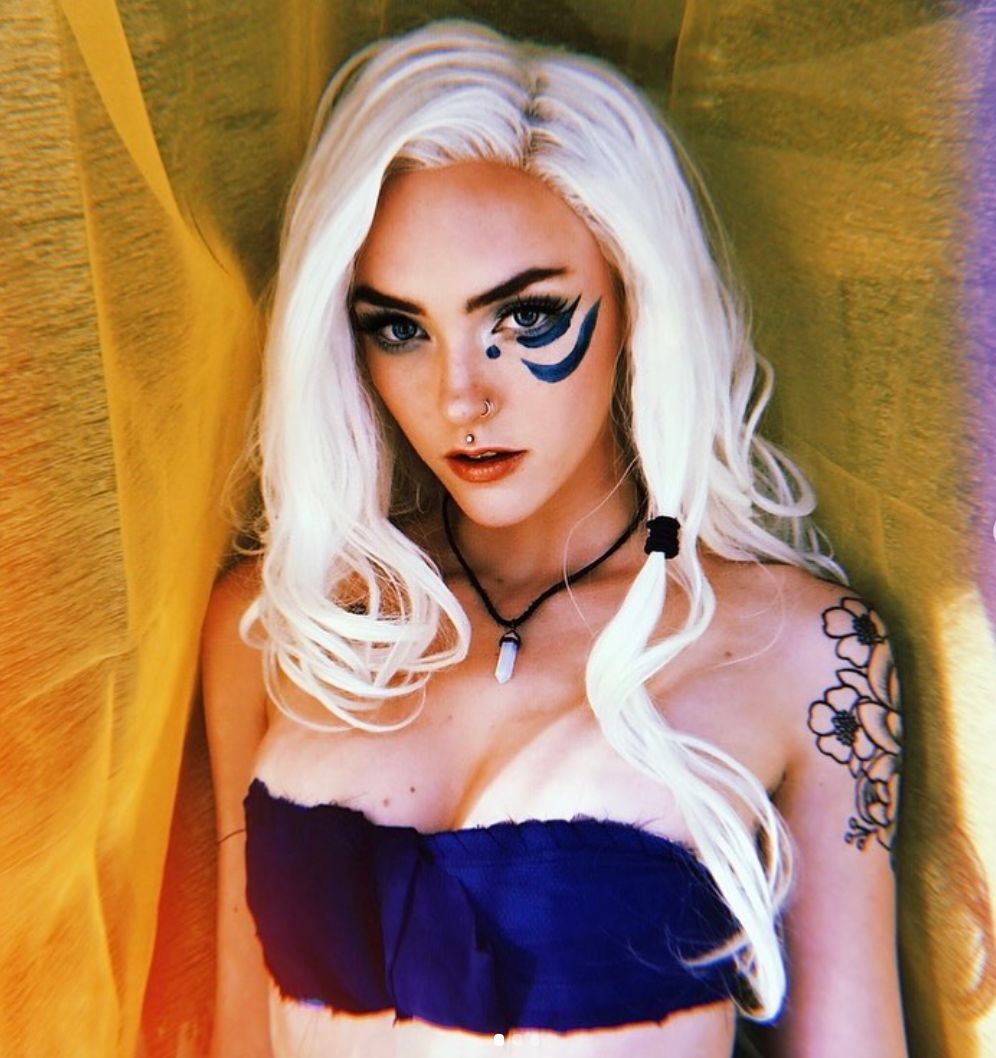 Princess Kida by Eve | Scrolller