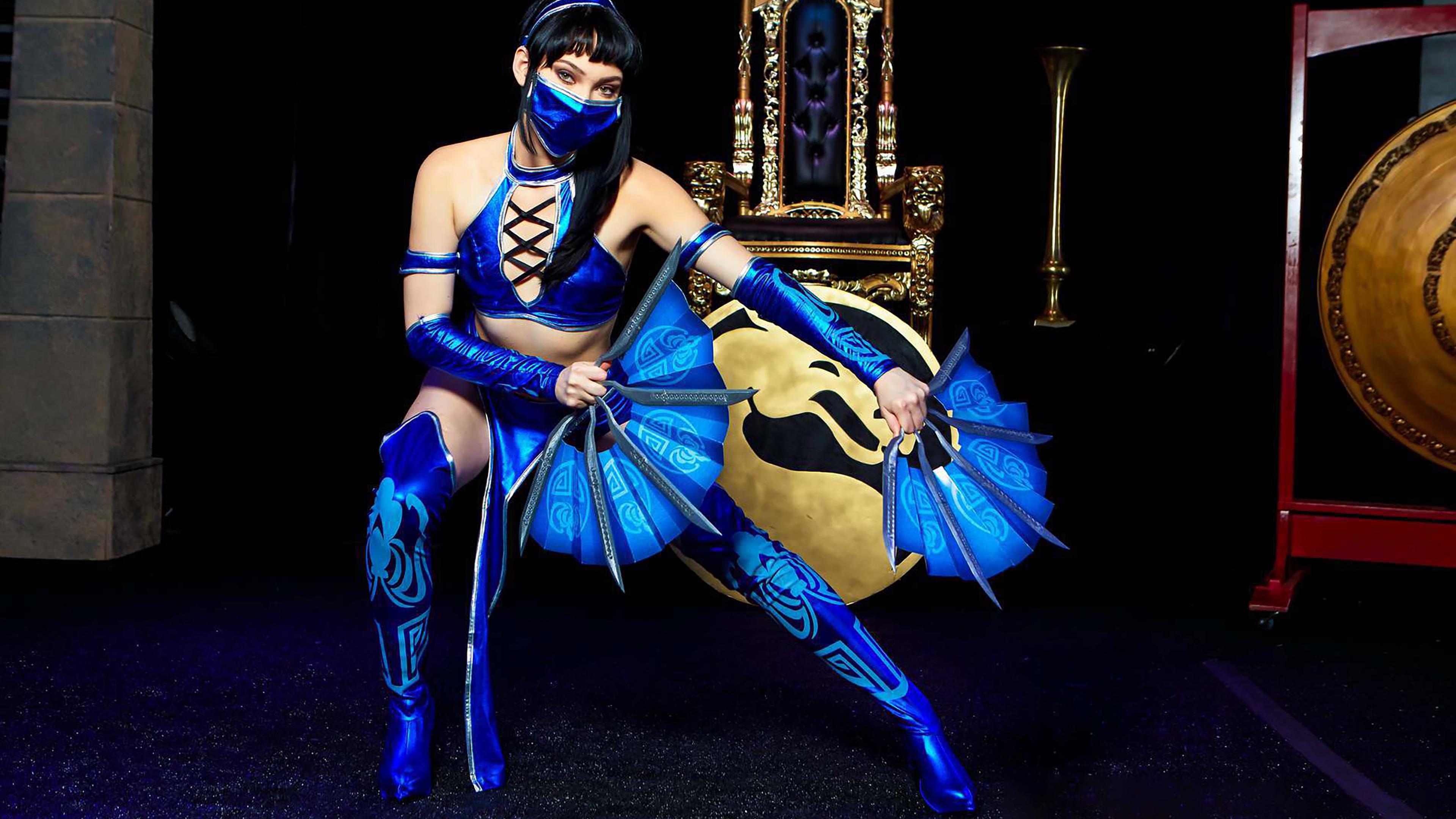 Aria Alexander as Kitana | Scrolller